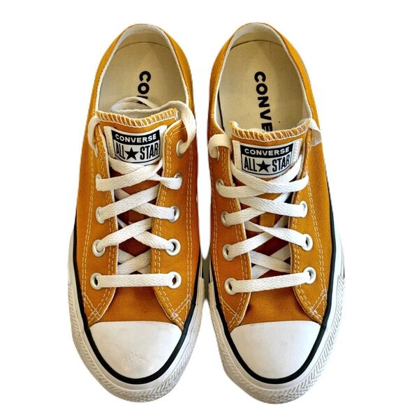 Converse | Shoes | Converse Chuck Taylor All Star Low Top Sneakers ...